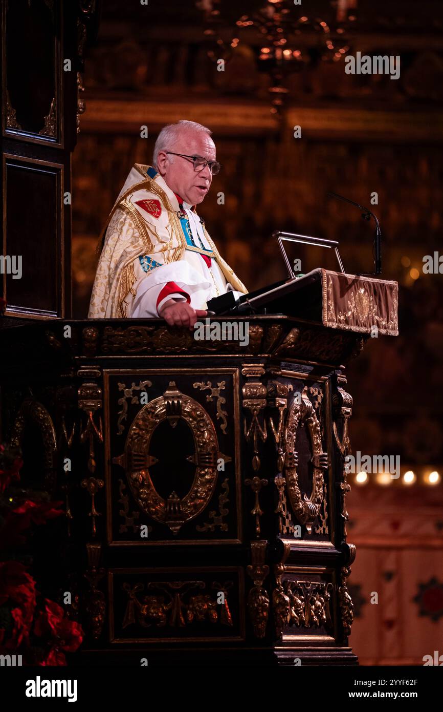 Dean of Westminster the Very Reverend Dr David Hoyle gives a reading ...