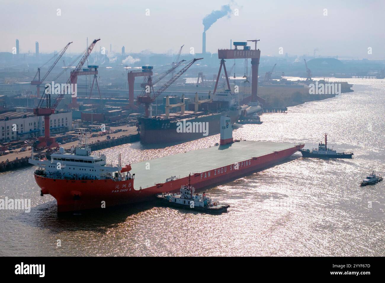 TAIZHOU, CHINA - DECEMBER 22, 2024 - A self-propelled deck ship with ...
