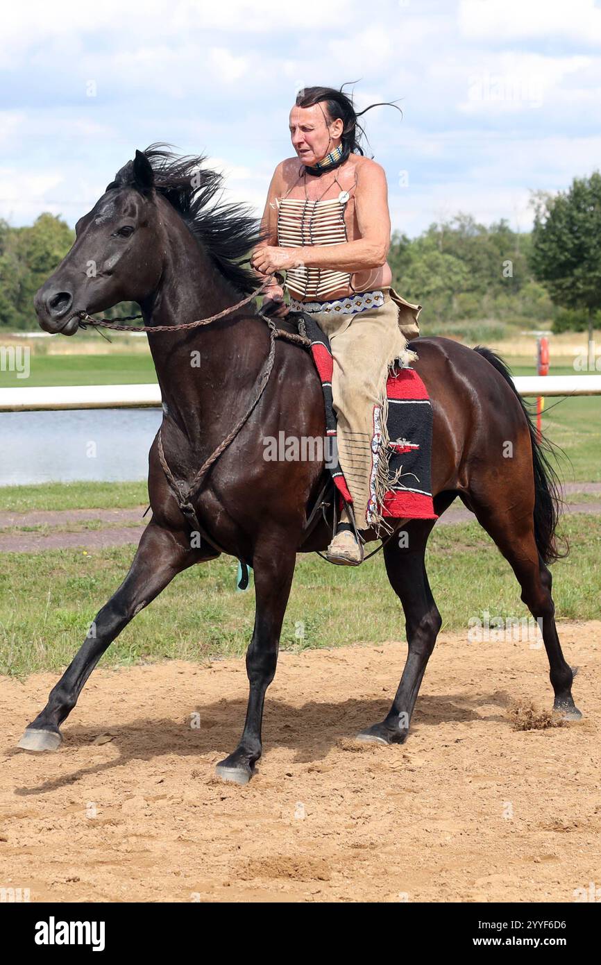 Indianer mann hi-res stock photography and images - Alamy