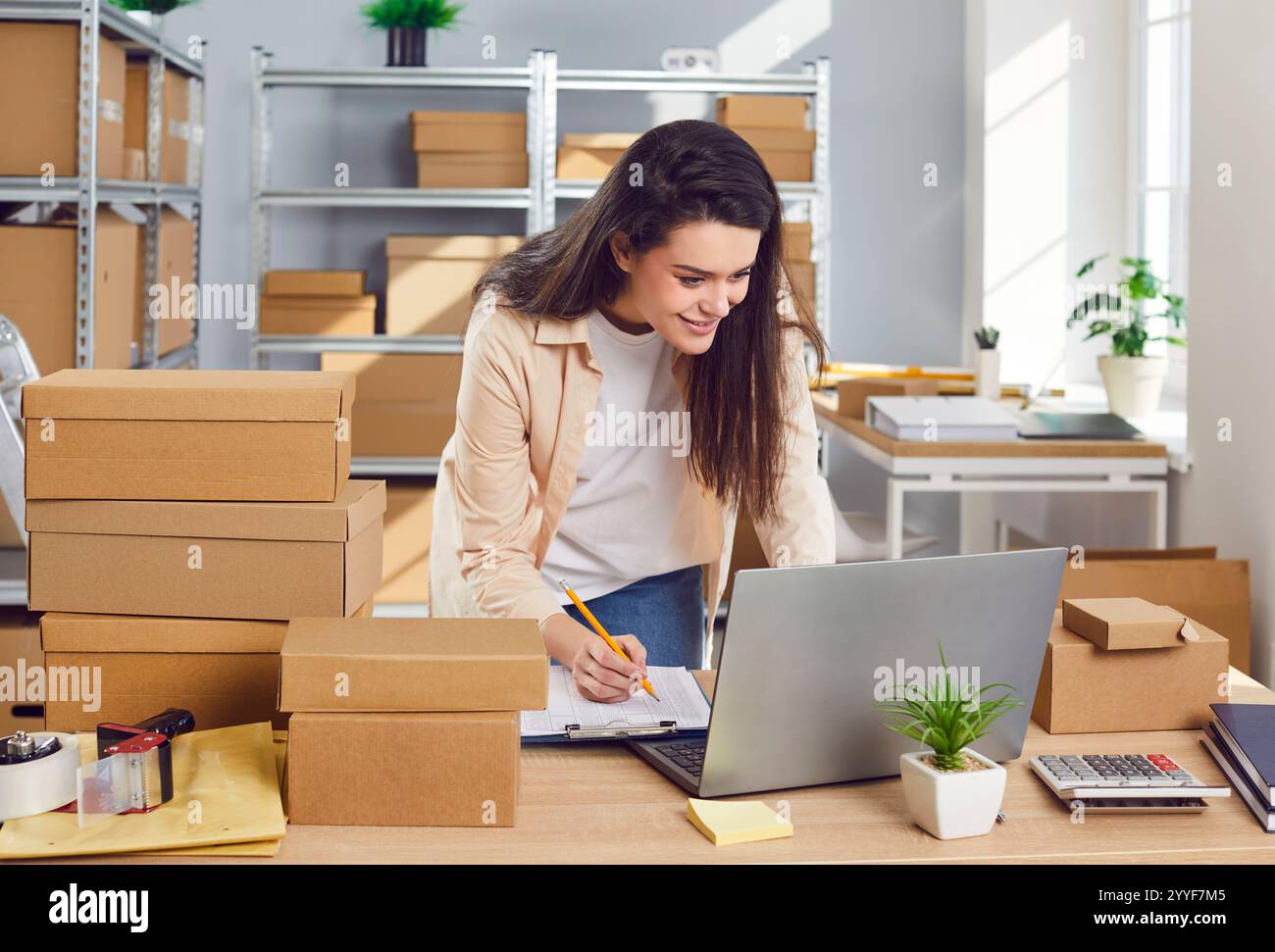 Checking logistics woman work hi-res stock photography and images - Alamy