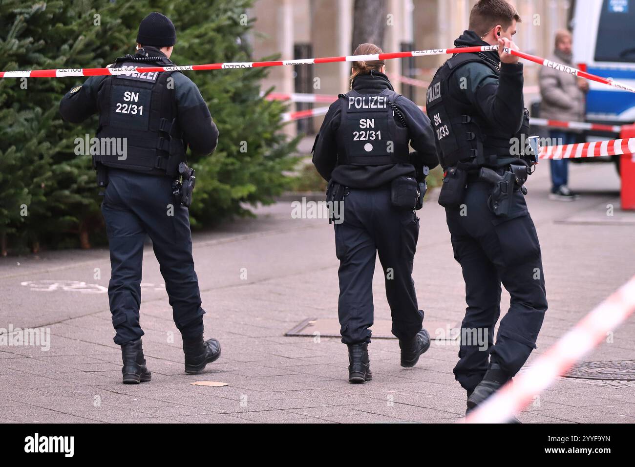 Magdeburg, Sachsen-Anhalt, Deutschland, 21.12.2024: Alter Markt: Anschlag auf Magdeburger ...