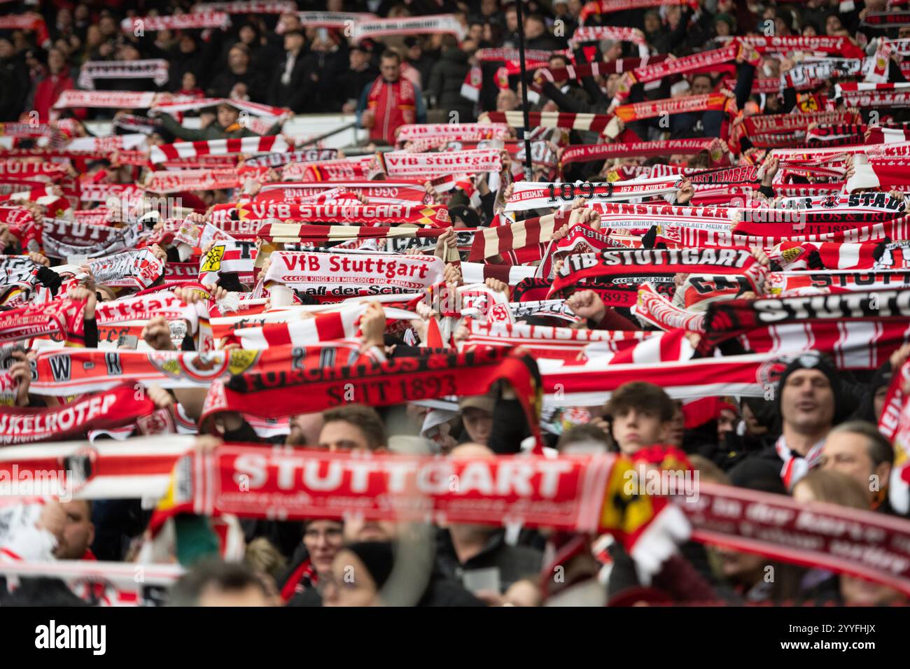 VfB Stuttgart Fans, Fankurve, Fanschals, Stimmung, GER, VfB Stuttgart ...