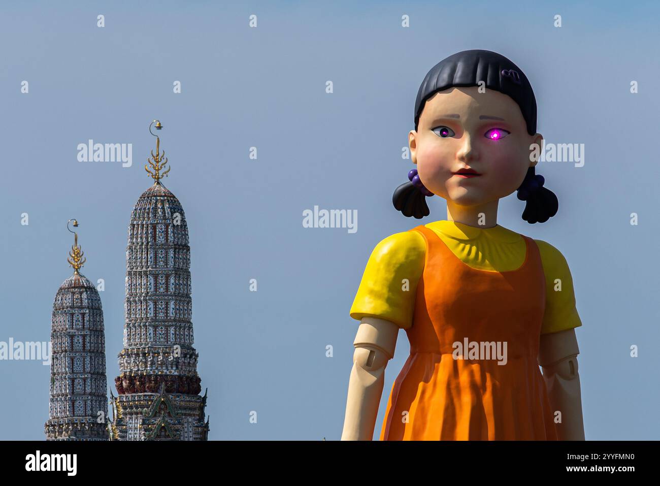 Bangkok, Thailand. 22nd Dec, 2024. A 12 meter-tall statue of Young-hee ...