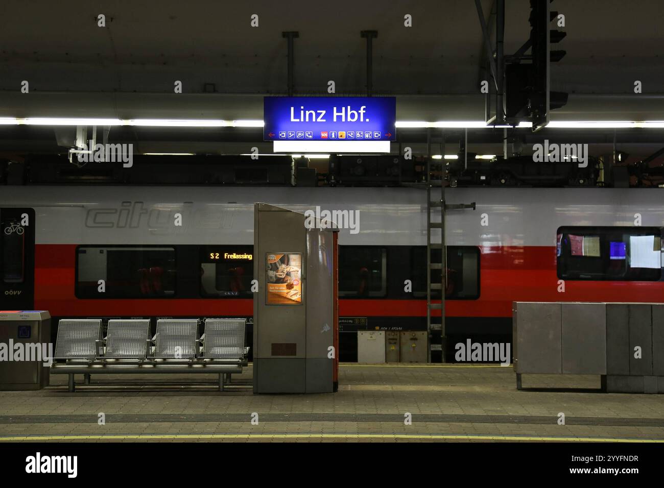 21.12.2024, Linz, AUT, Unterwegs in Oberösterreich, Symbolbild ...