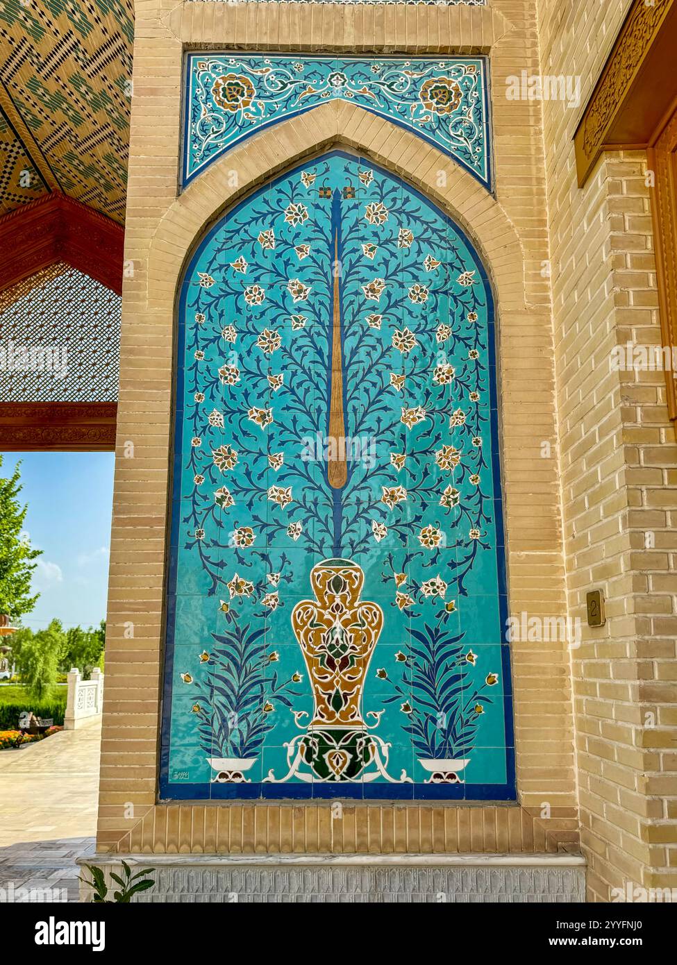 Sacreddesign hi-res stock photography and images - Alamy