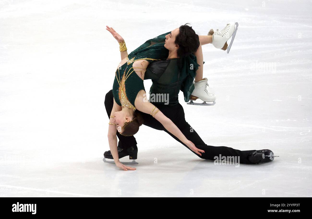Oberstdorf, Germany. 21st Dec, 2024. Figure skating, German ...