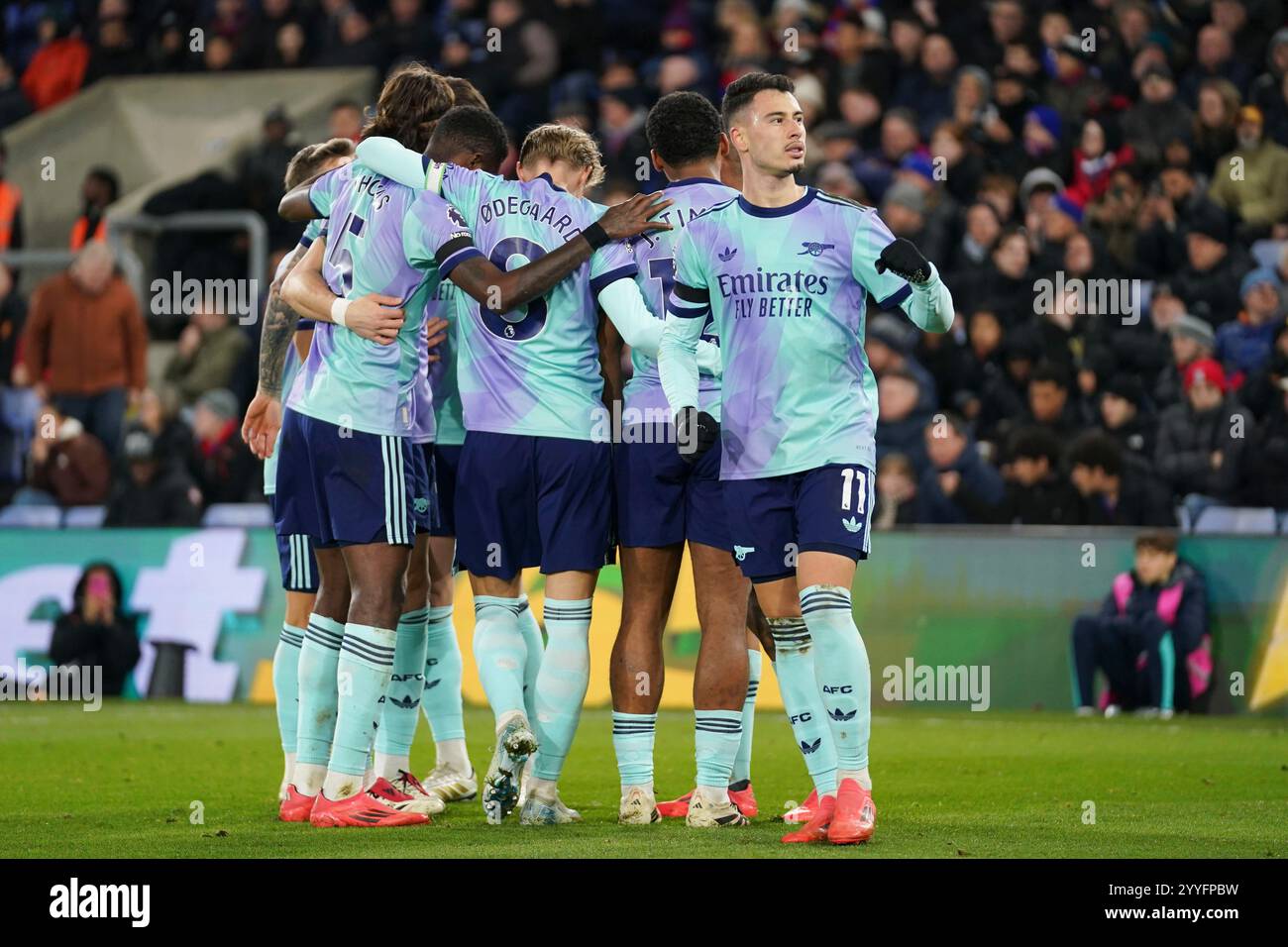 London, UK. 21st Dec, 2024. Gabriel Martinelli of Arsenal celebrating ...