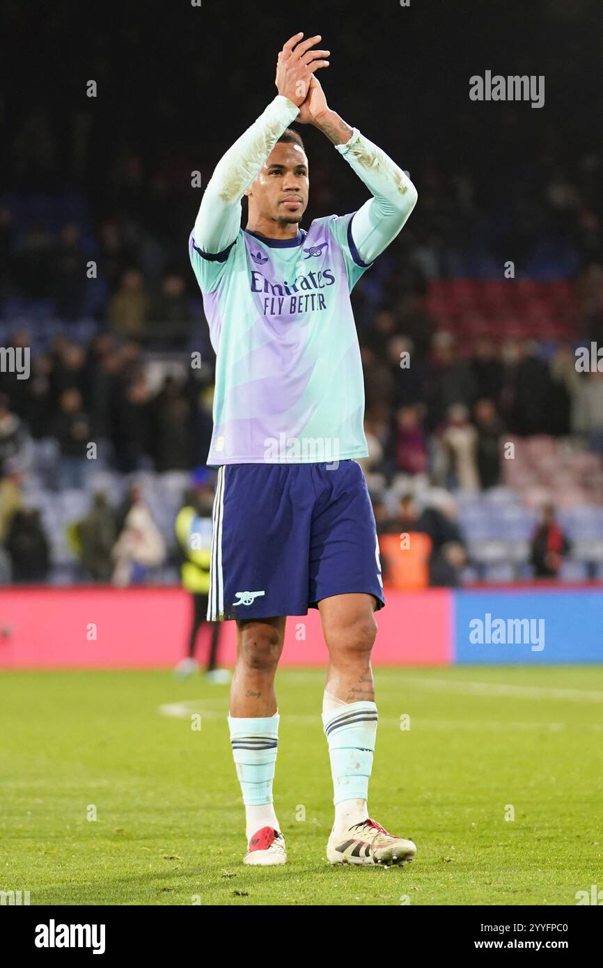 London, UK. 21st Dec, 2024. Gabriel of Arsenal clapping the fans after ...