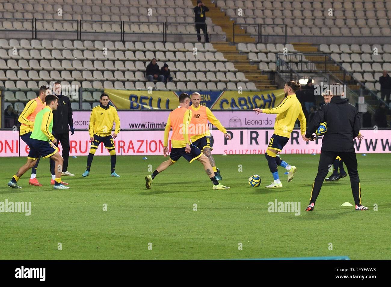 Modena, Italy. 21st Dec, 2024. Players of Modena during warmup during ...