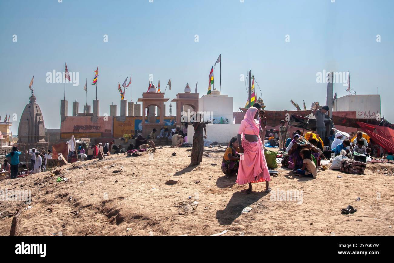 Devotees camp around the temple at Ramdevra fair, Rajasthan, India ...