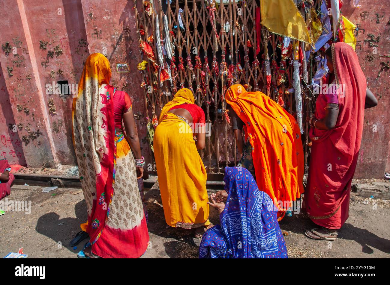 Ramdev pir hi-res stock photography and images - Alamy