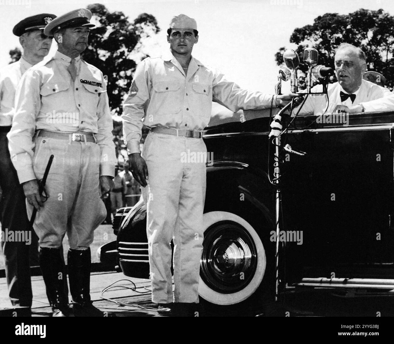 President Roosevelt Visits Hawaii. Microphones and carrying power to ...