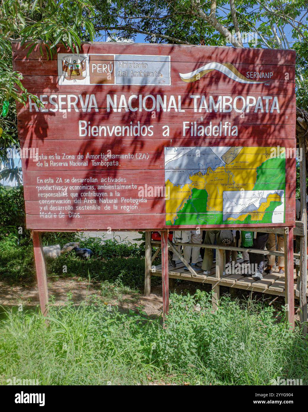 Rio tambopata selva hi-res stock photography and images - Alamy