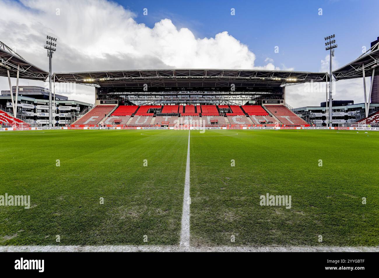 Utrecht, Netherlands. 22nd Dec, 2024. UTRECHT, 22-12-2024, Stadion ...