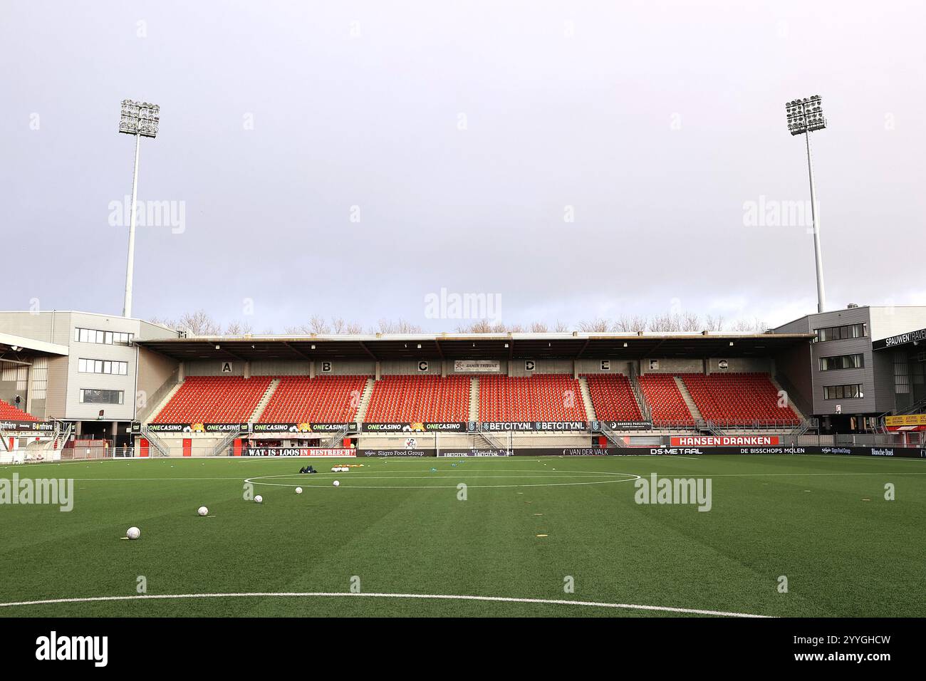 MAASTRICHT, Netherlands. 22nd Dec, 2024. football, Dutch Keuken ...