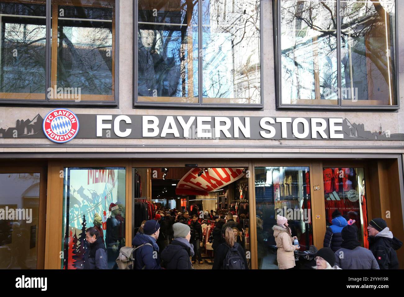 21.12.2024, München, GER, Unterwegs in Bayern, Symbolbild, Themenbild ...