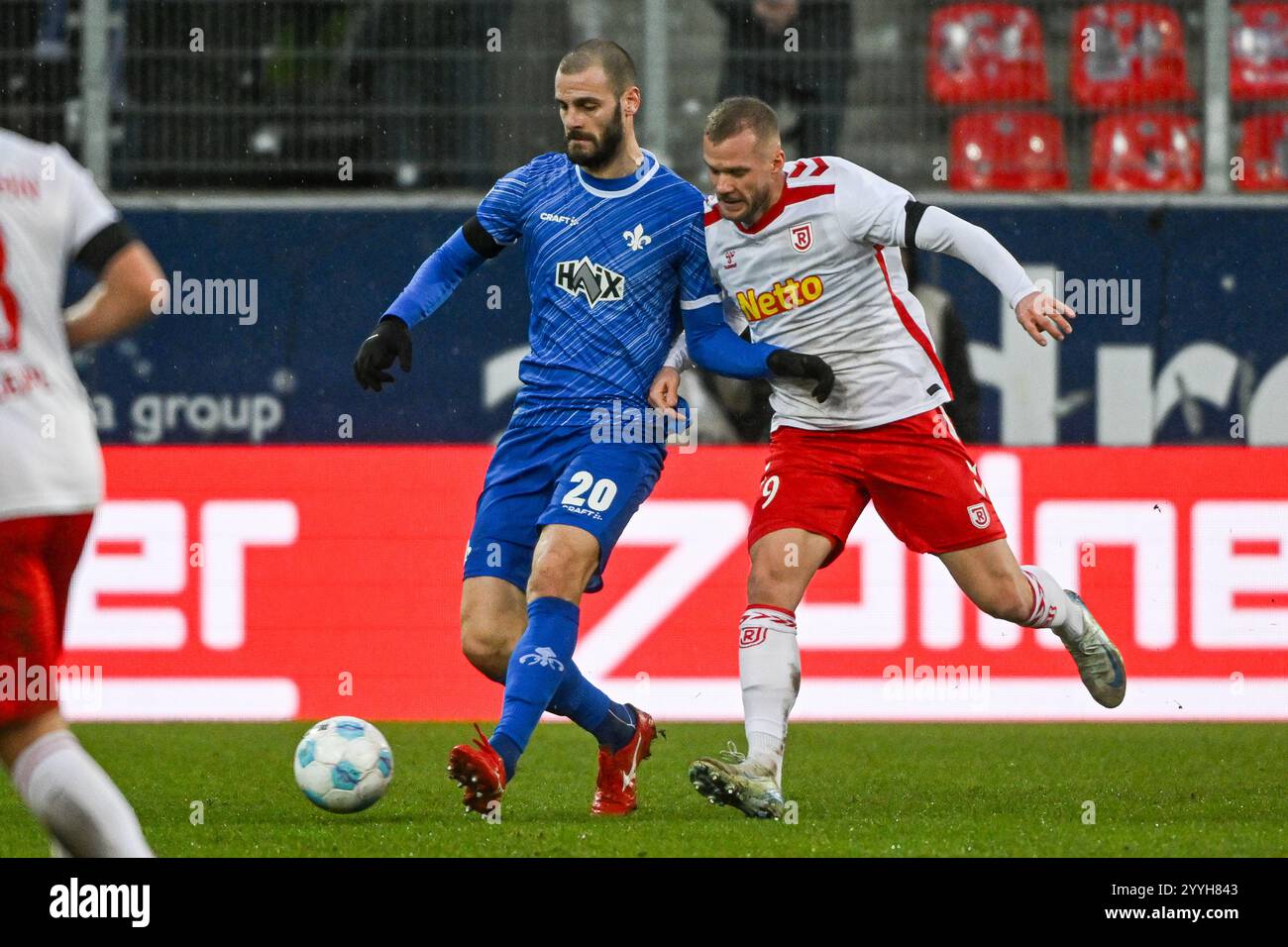 22 December 2024, Bavaria, Regensburg: Soccer: Bundesliga 2, Jahn ...