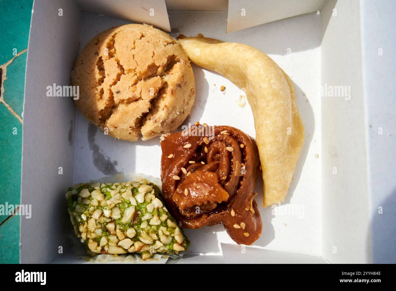 Moroccan pastry hi-res stock photography and images - Alamy