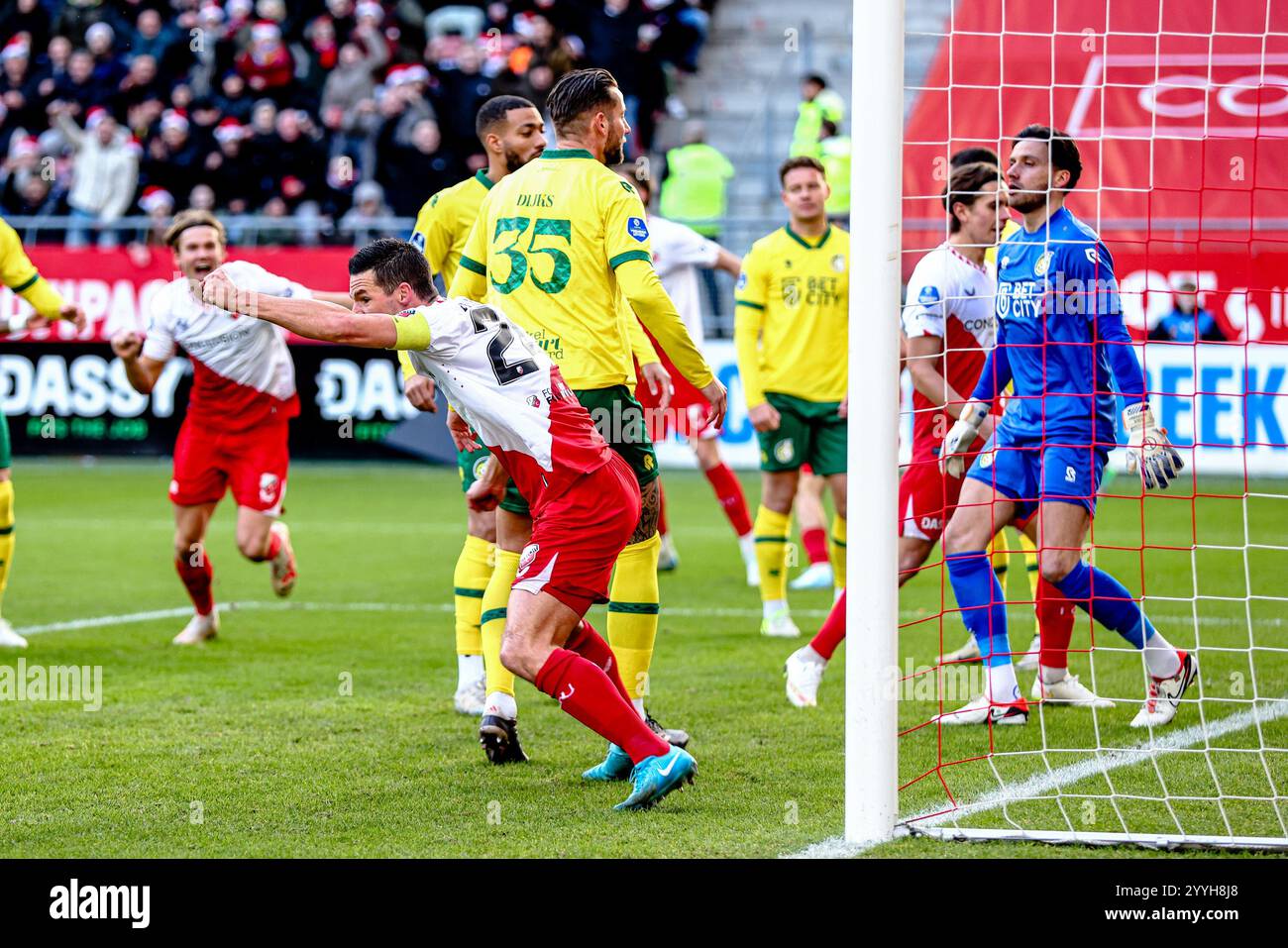 UTRECHT, 22-12-2024 , Stadium Galgenwaard , football, Eredivisie ...