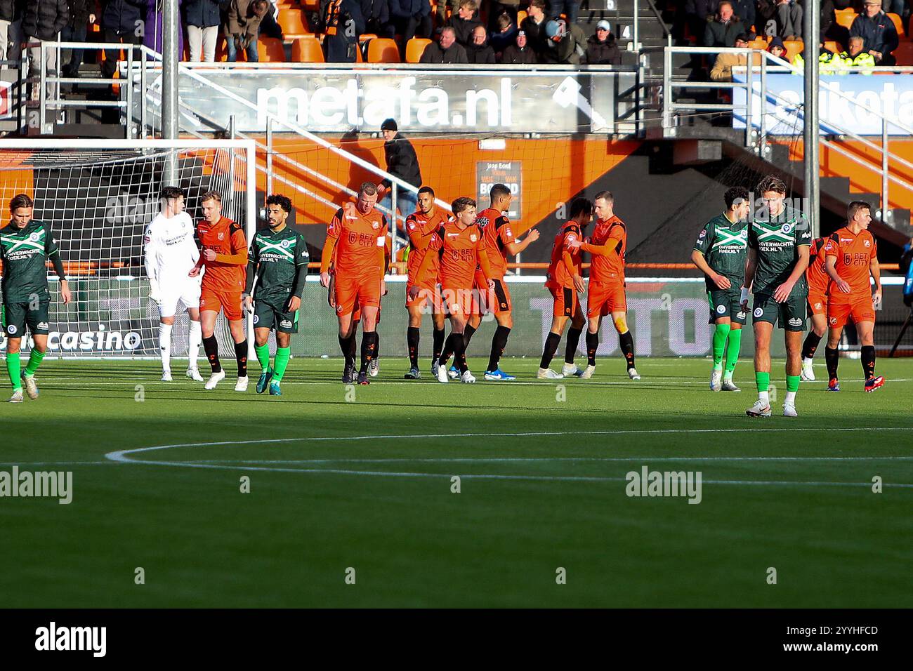 Volendam, Netherlands. 22nd Dec, 2024. VOLENDAM - 22-12-2024, KRAS Stadium. Keukenkampioen ...