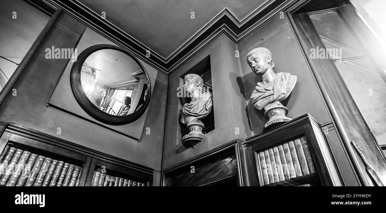 John soane museum london Black and White Stock Photos & Images - Alamy