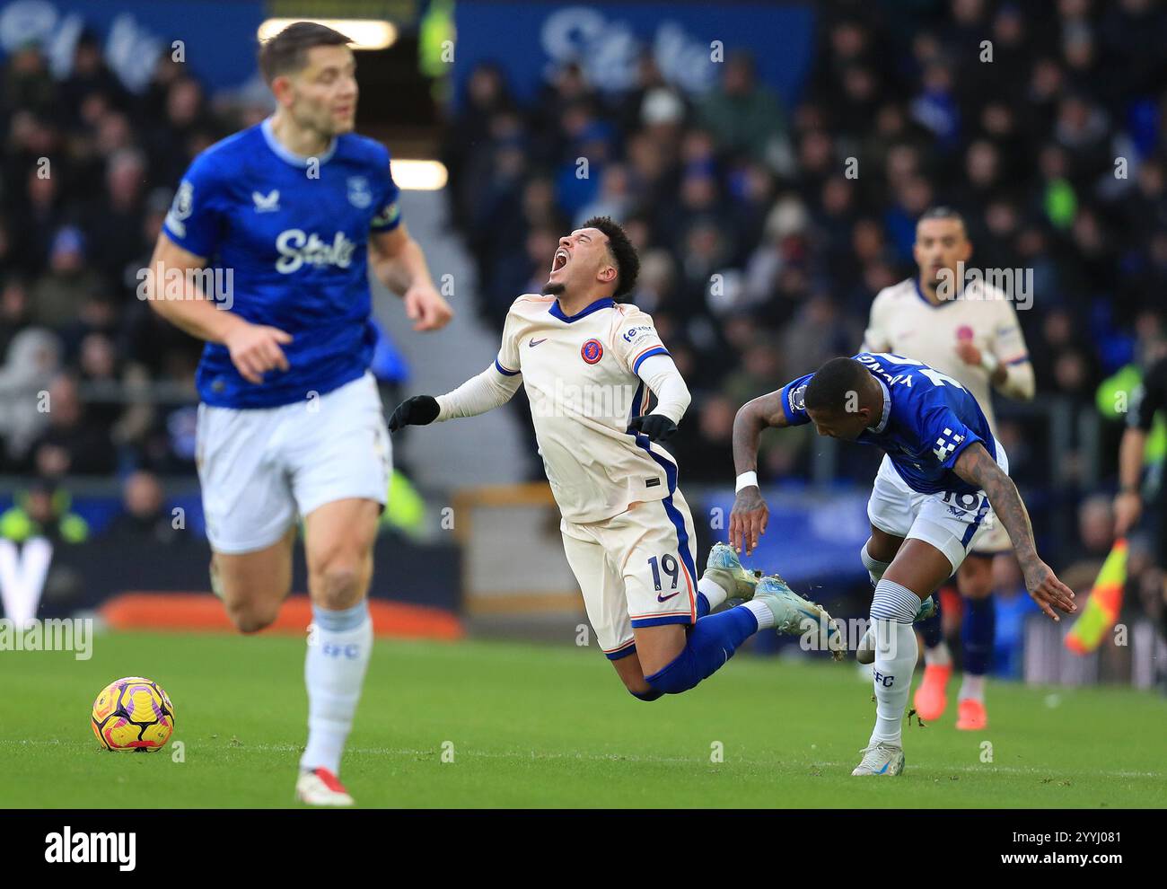 Goodison Park, Liverpool, UK. 22nd Dec, 2024. Premier League Football ...