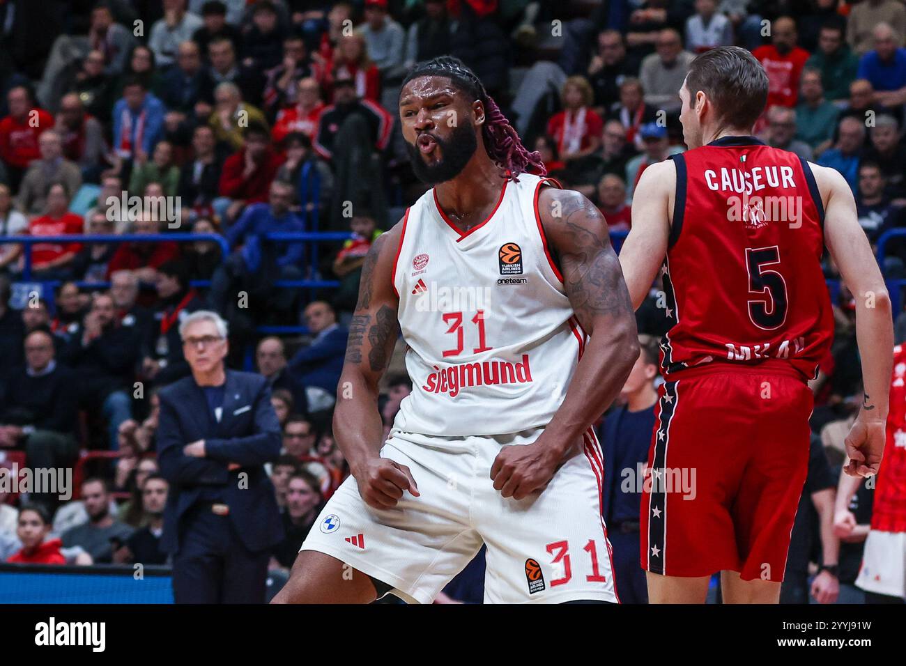 Milan, Italy. 20th Dec, 2024. Devin Booker #31 of FC Bayern Munich ...