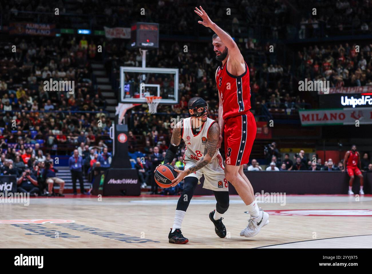 Milan, Italy. 20th Dec, 2024. (L-R) Shabazz Napier #8 of FC Bayern ...