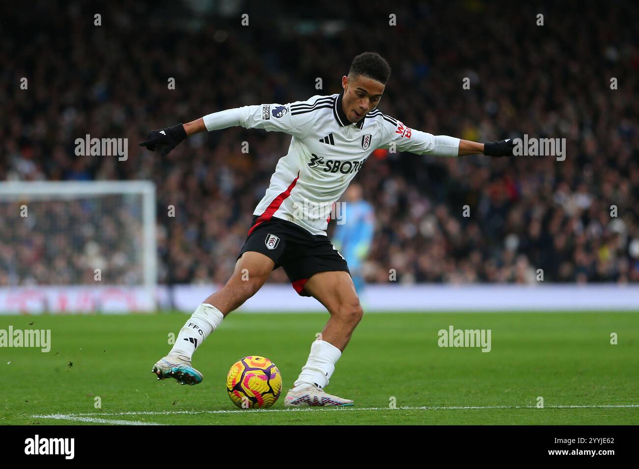Craven Cottage, Fulham, London, UK. 22nd Dec, 2024. Premier League ...