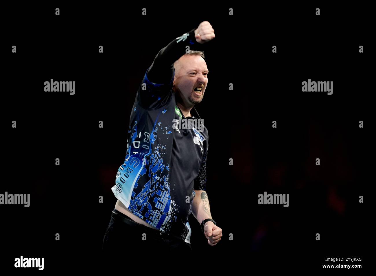 Ritchie Edhouse reacts during his match against Ian White on day eight ...