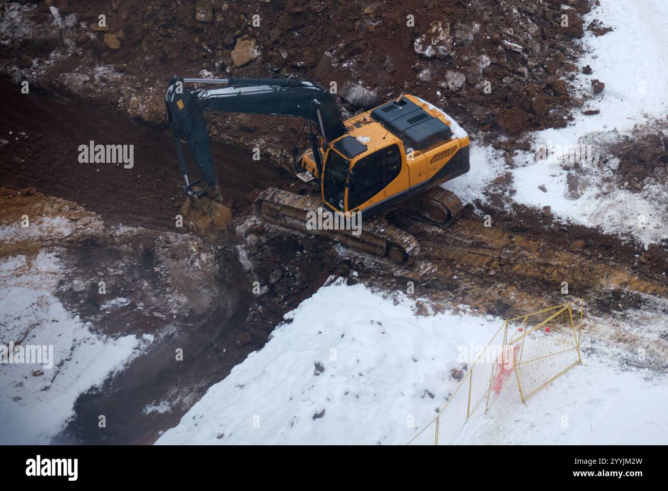 Aerial heavy equipment operation construction hi-res stock photography ...