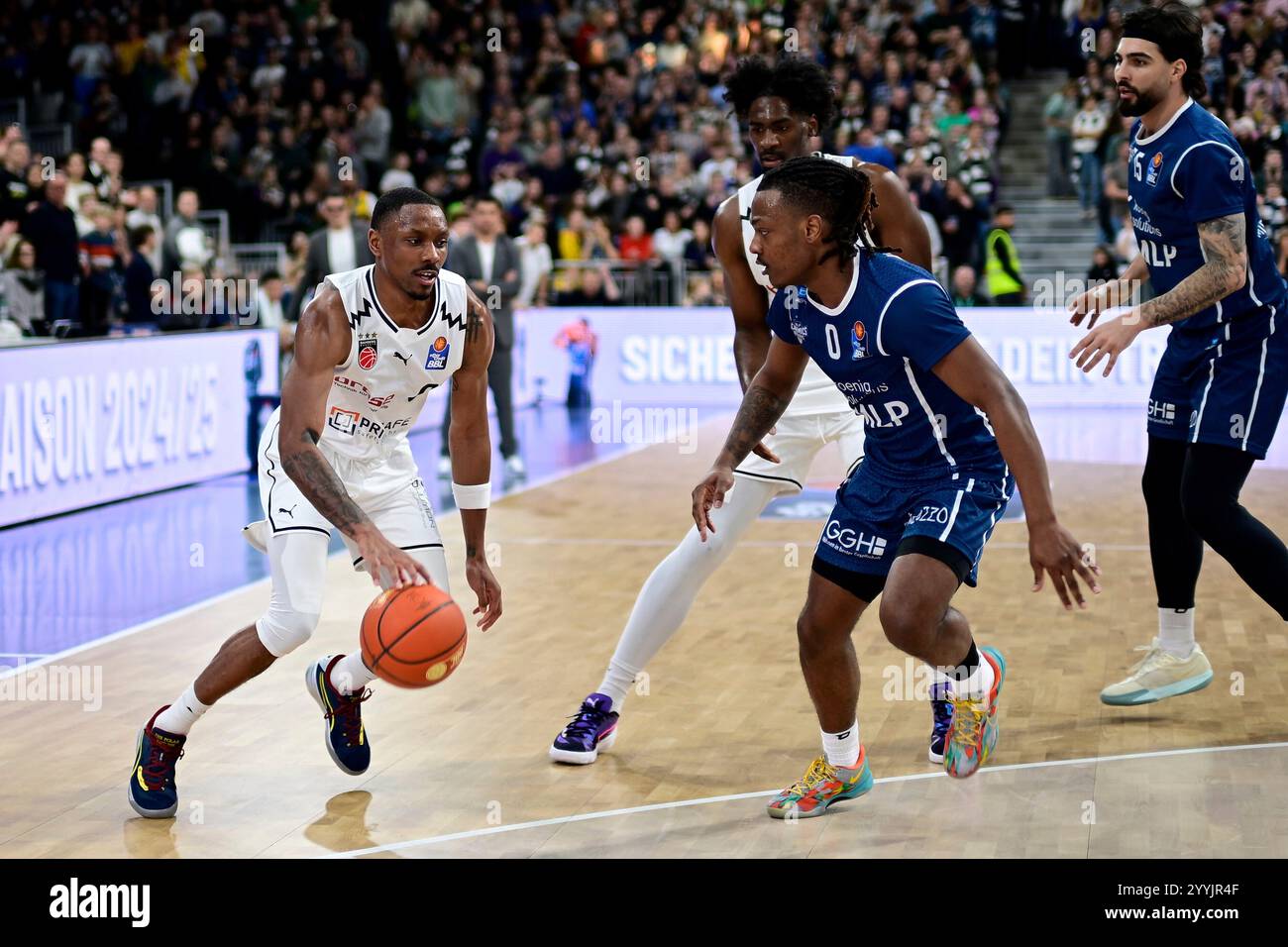 Heidelberg, Deutschland. 22nd Dec, 2024. easyCredit BBL, MLP-Academics ...