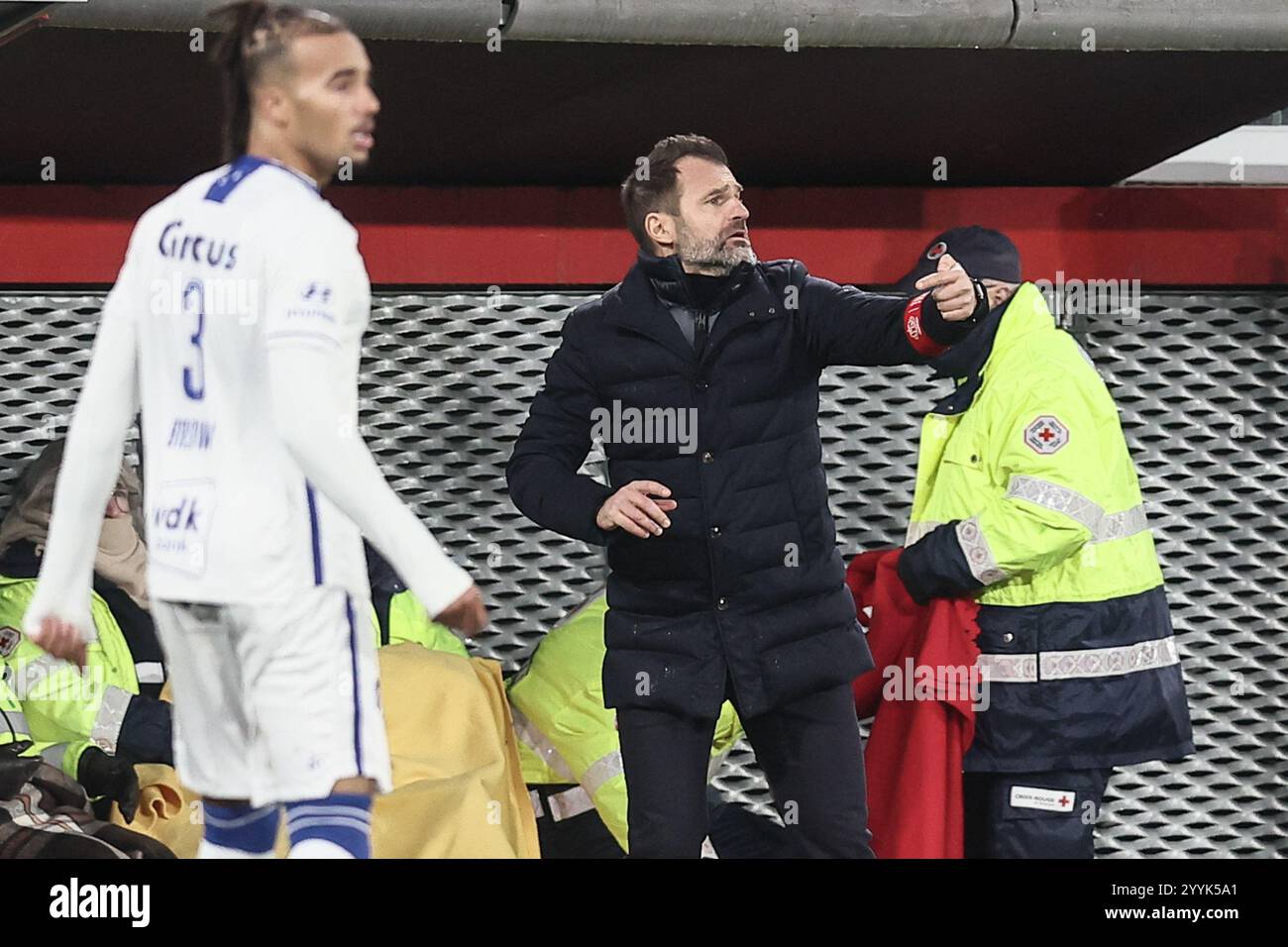 Standard's head coach Ivan Leko pictured during a soccer game between ...
