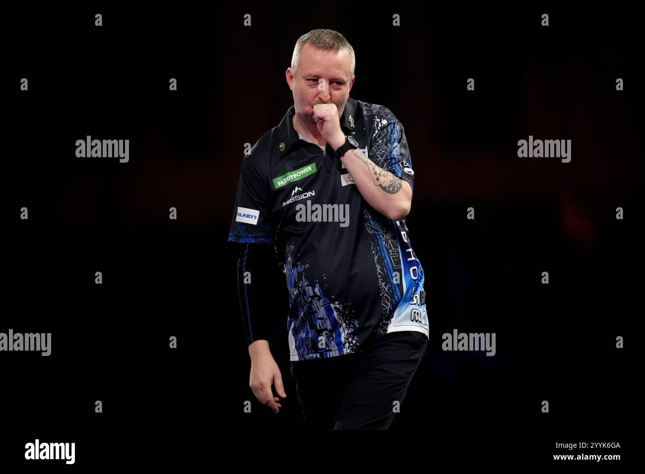 Ritchie Edhouse reacts during his match against Ian White on day eight ...