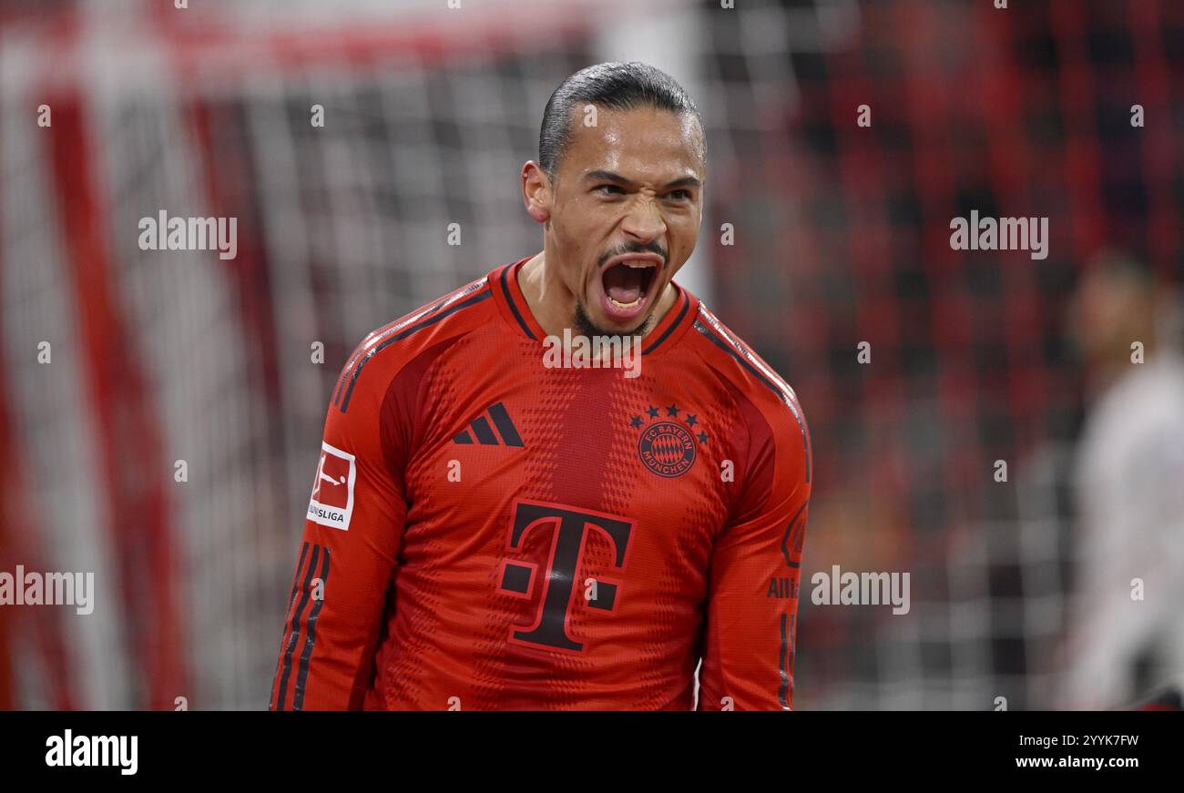 Leroy Sane FC Bayern Munich FCB (10) Goal celebration gesture gesture ...