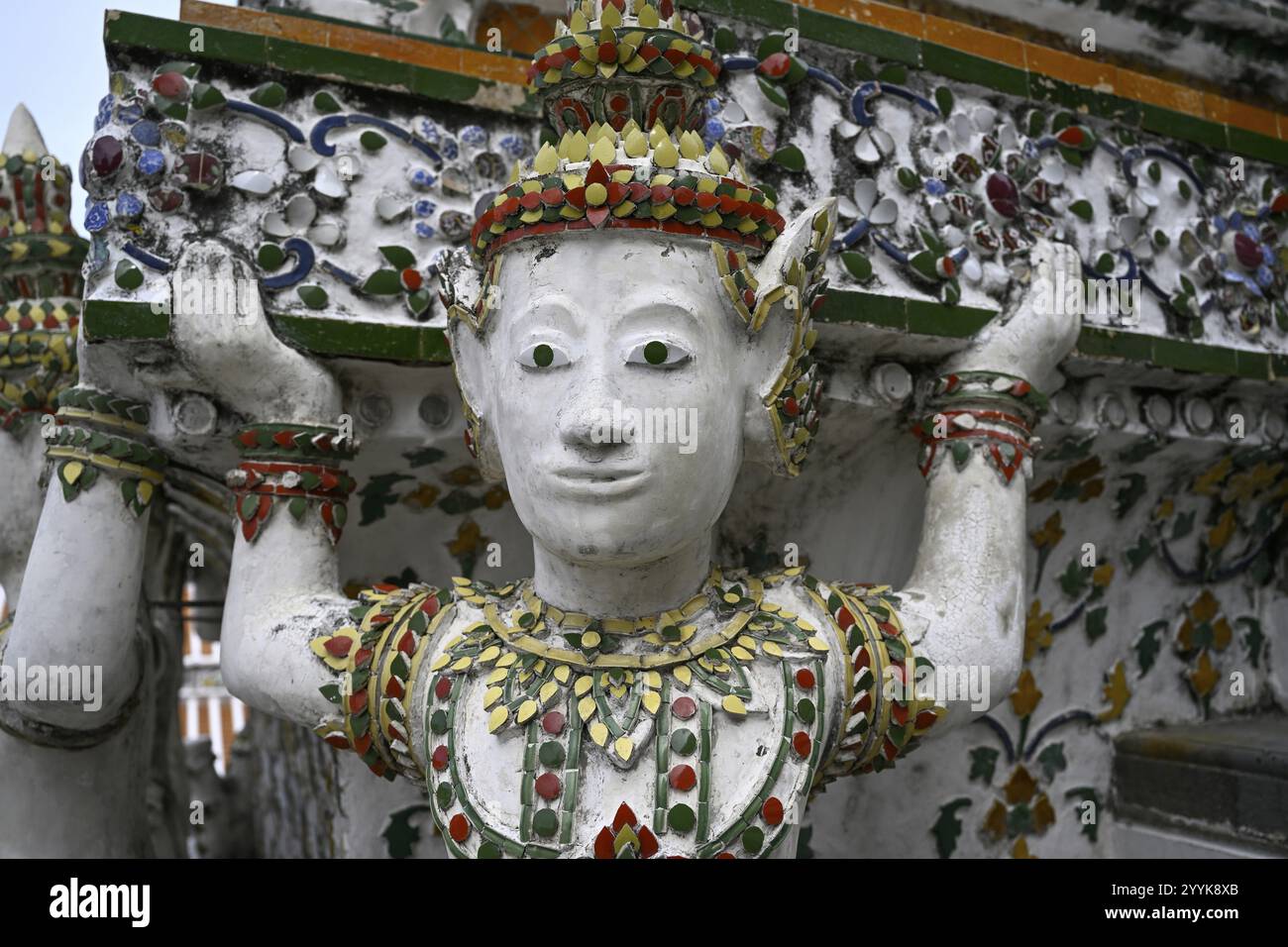 Figure decorated with ceramic shards, detail, Wat Arun, Temple of Dawn ...