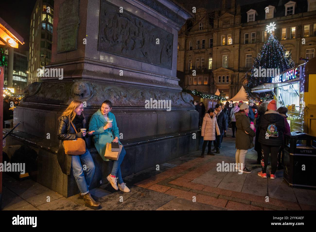 Christmas Fair and Market in City Square, Leeds, UK. Leeds City Centre ...