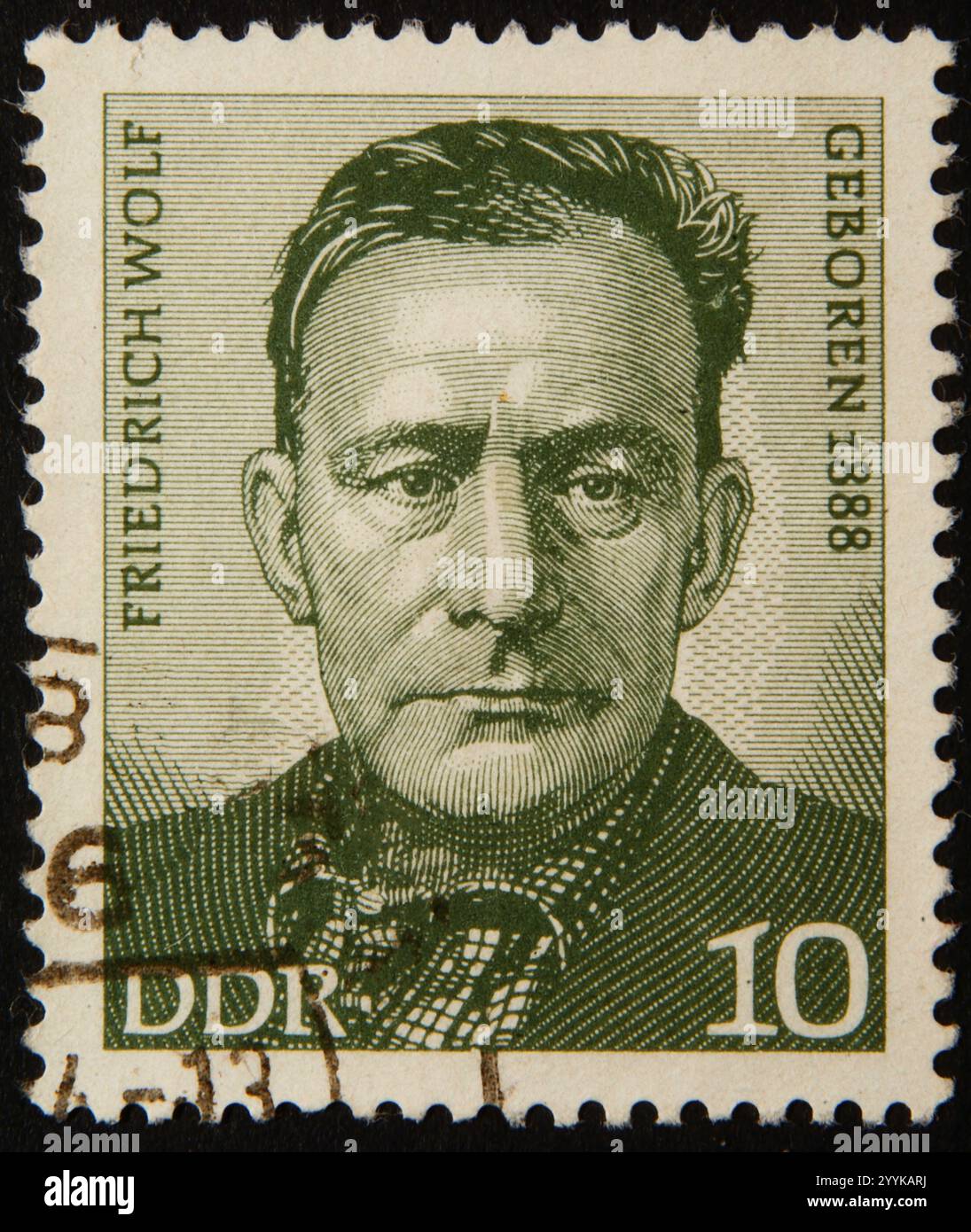 Friedrich Wolf (1888-1952), a German doctor and politically engaged ...