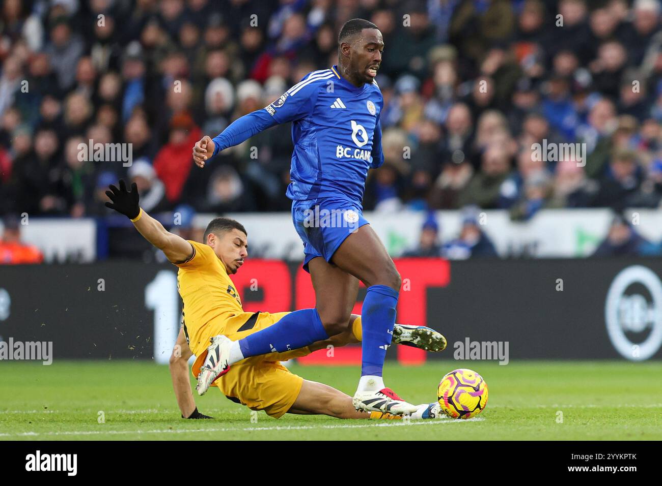 Wolverhampton, UK. 22nd Dec, 2024. Boubakary Soumaré of Leicester City ...