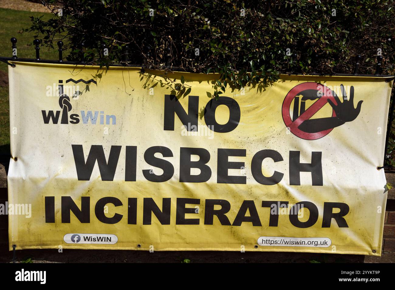 Weathered dirty and faded NO WISBECH INCINERATOR roadside sign Stock ...