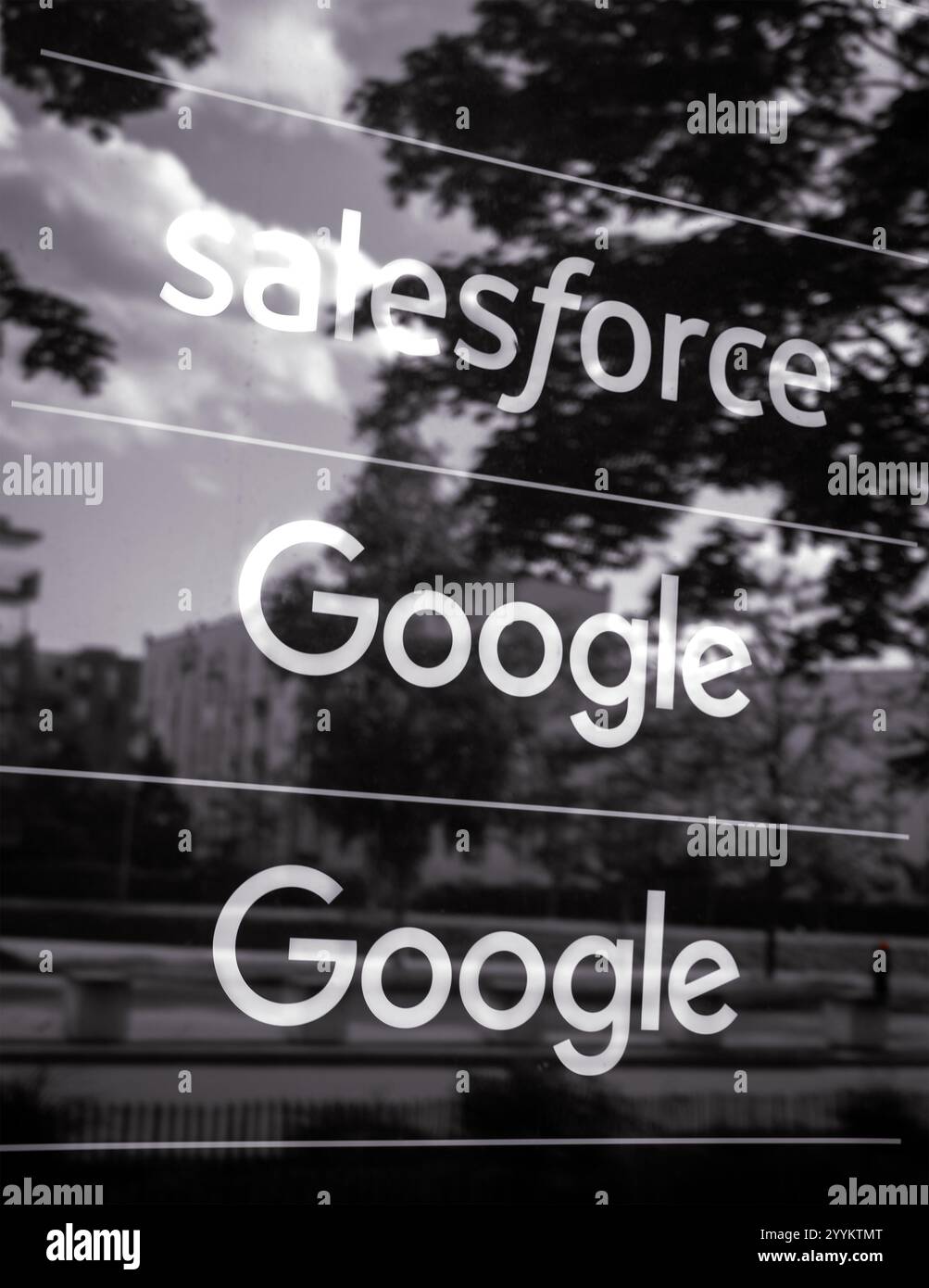 Alphabet logo google hi-res stock photography and images - Alamy