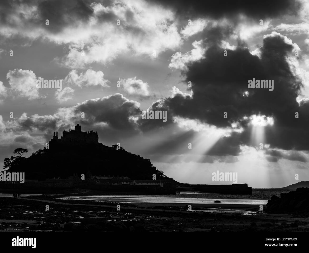 St.Michaels Mount January Snow Stock Photo - Alamy