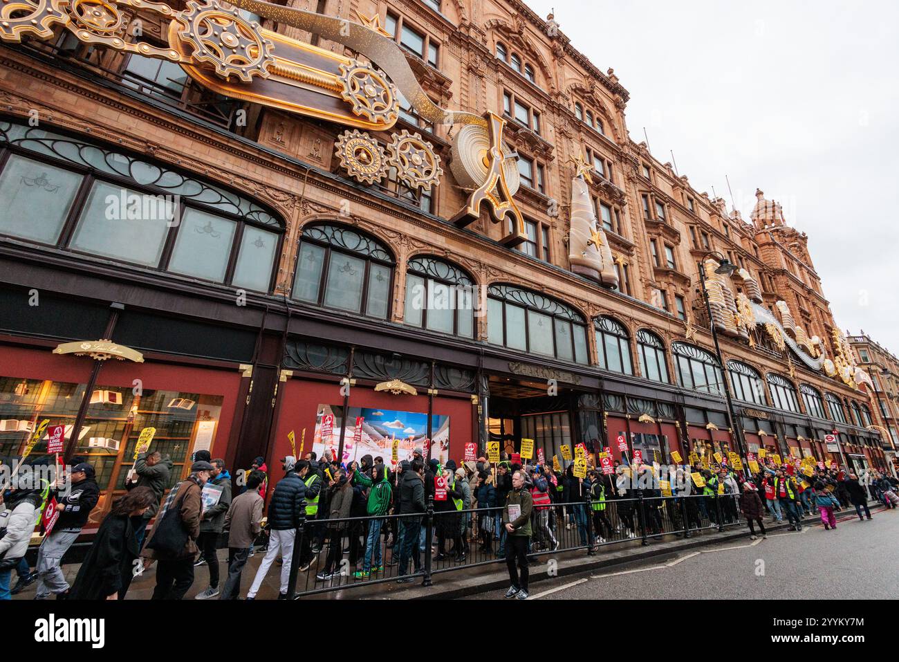 London, UK. 21st December, 2024. Striking Harrods workers represented ...