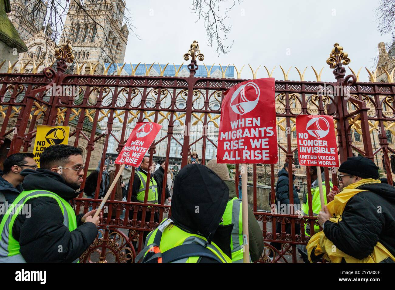London, UK. 21st December, 2024. Striking security guards from the ...