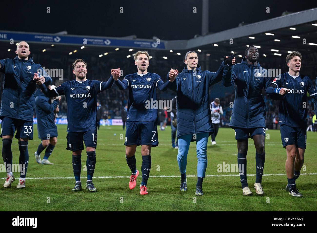 22.12.2024, Fussball, Bundesliga, 15.Spieltag Saison 2024/2025, VfL ...