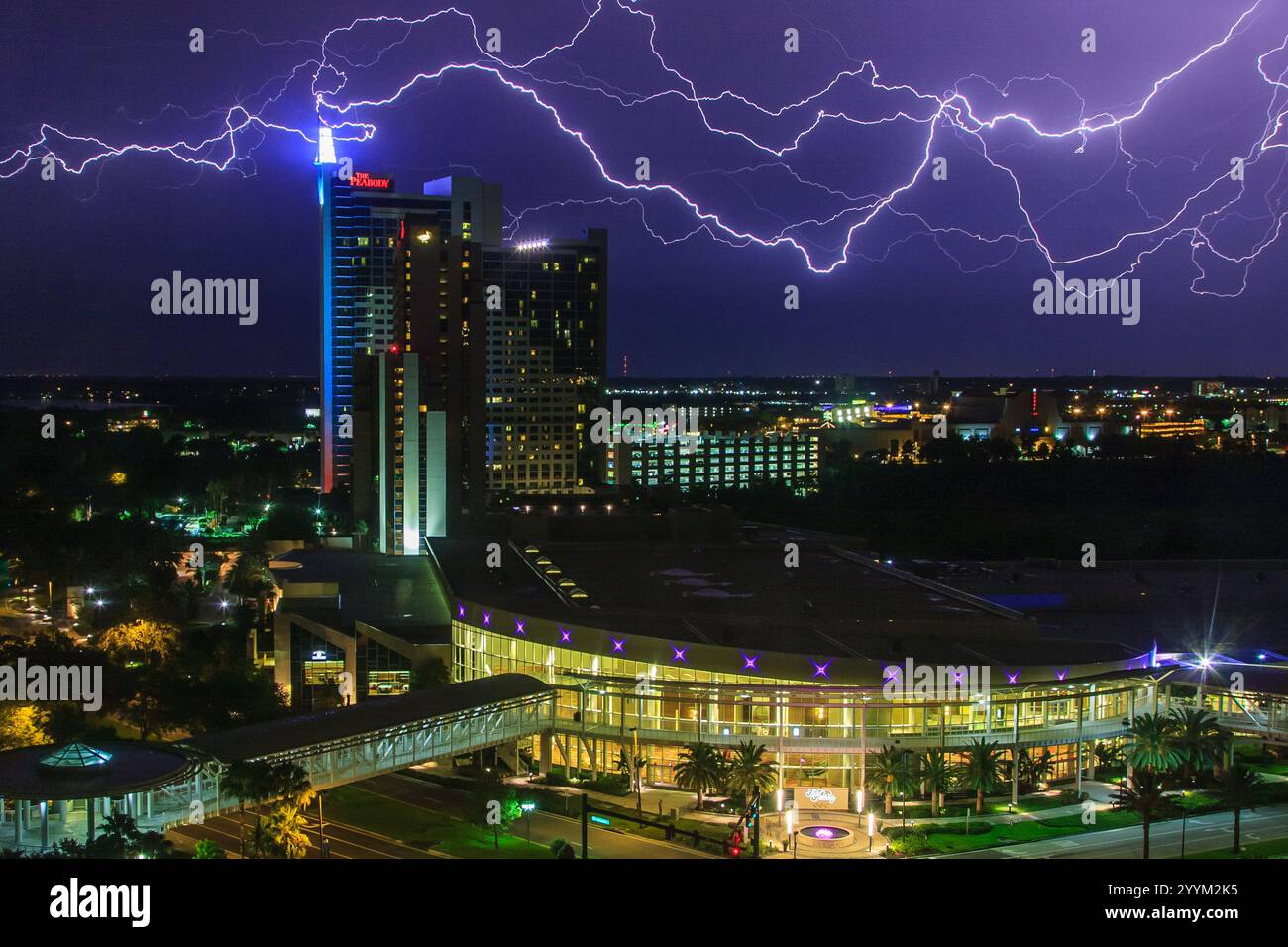 Noida skyline hi-res stock photography and images - Alamy