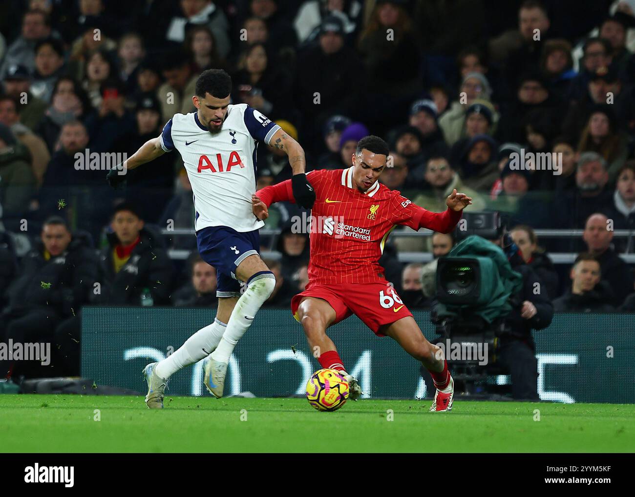 Tottenham Hotspur Stadium, London, UK. 22nd Dec, 2024. Premier League ...