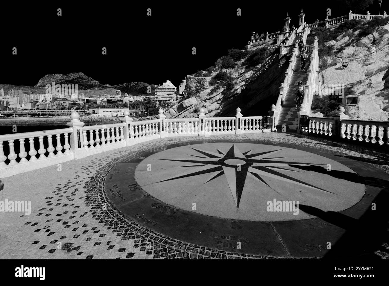 The Castle Viewpoint - Balcony of the Mediterranean, Old town Benidorm ...