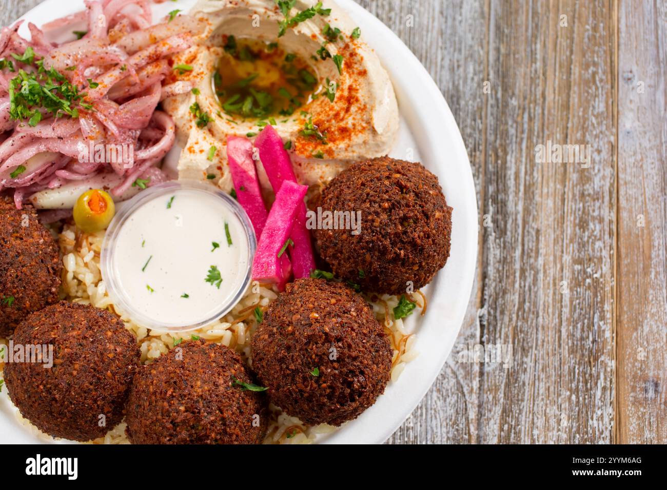 Plate falafel top view hi-res stock photography and images - Alamy