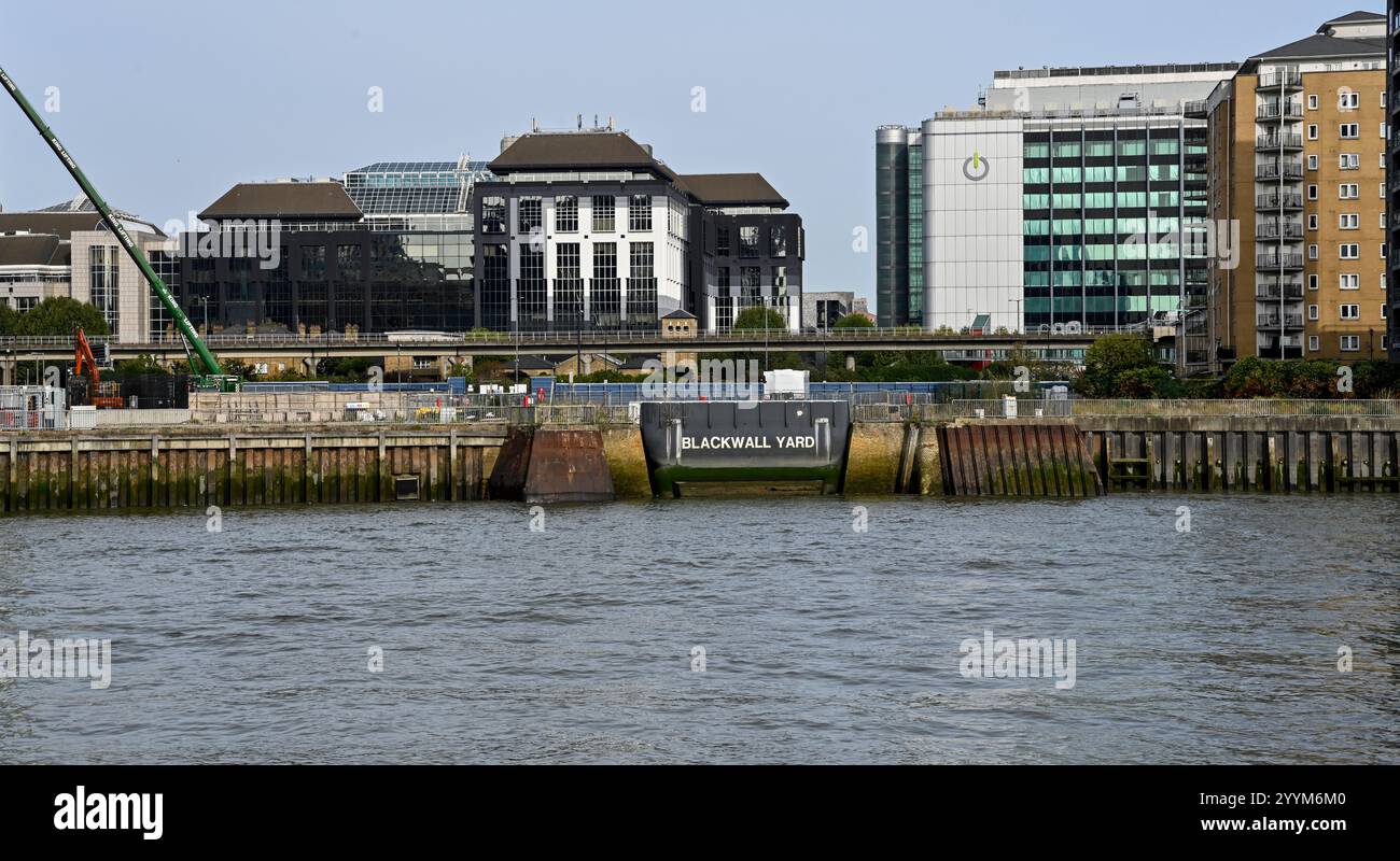 Blackwall Yard, Docklands London, Canary Wharf. Historic dockyard for ...